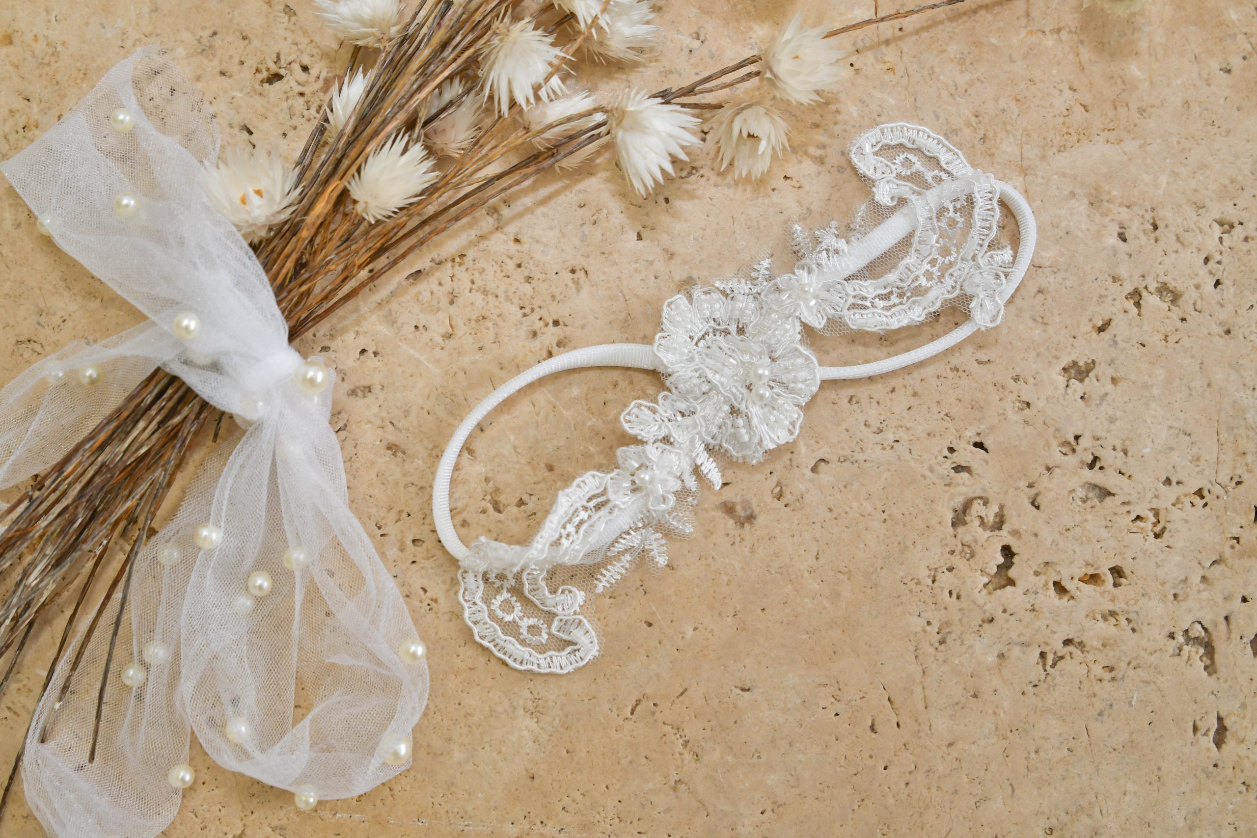 FRANZE Garter | Getting Weddy